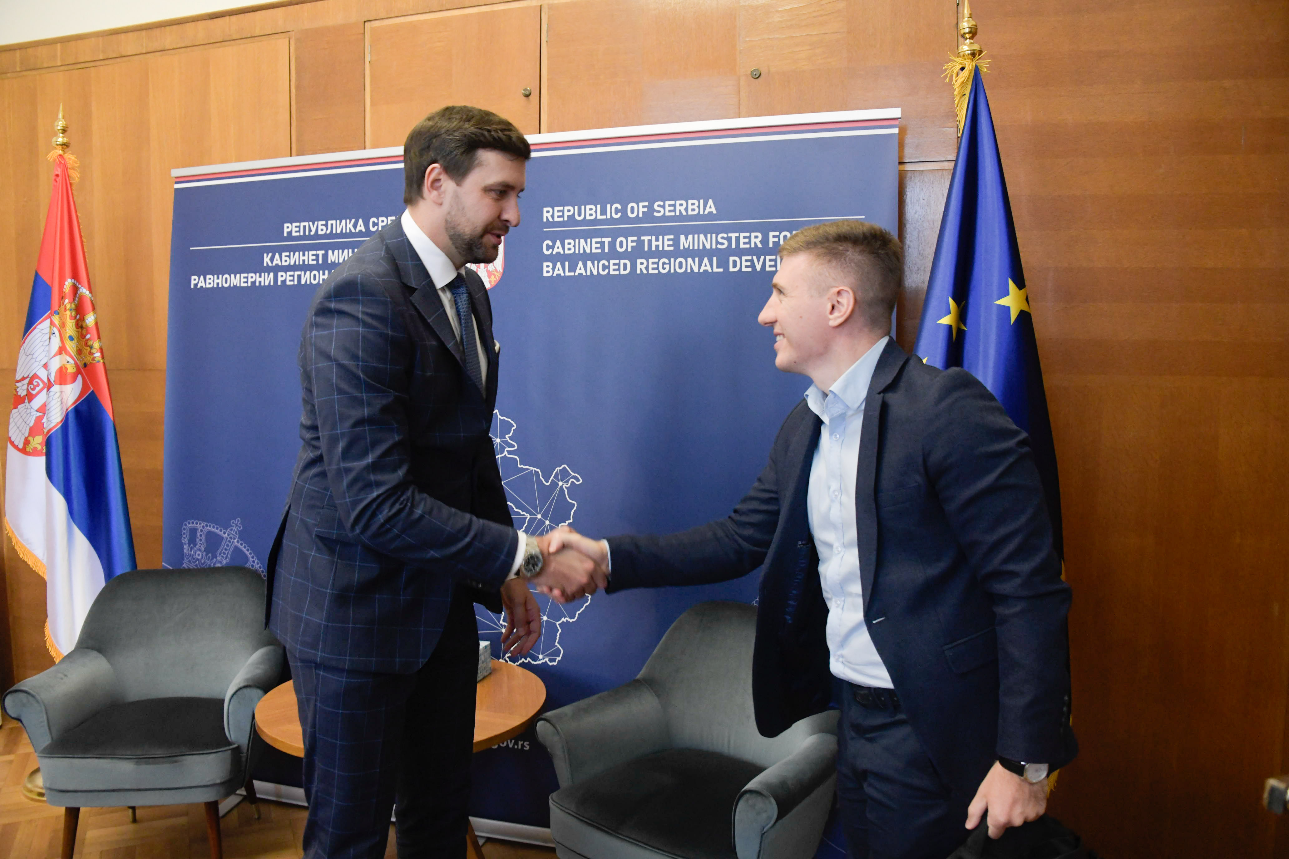 Министар Ђерлек разговарао са директором Института за развој и иновације